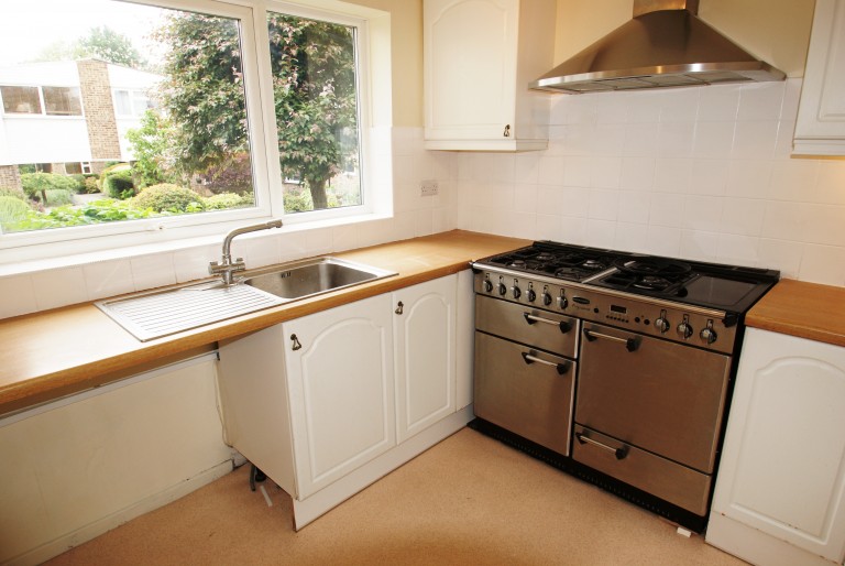 Julien Court, Regency Walk, Croydon, 4 bedroom, Terraced